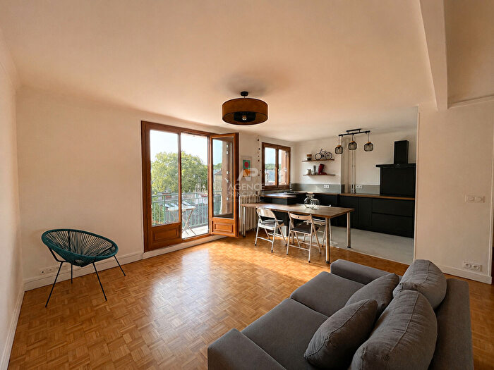 Viroflay, Rive Droite, Gare : Appartement 2 pièces à vendre