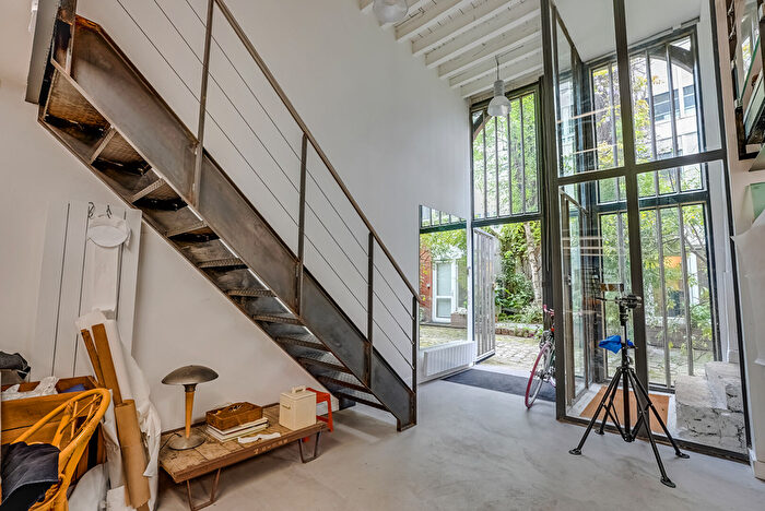 Appartement 3 pièces à vendre à Paris 11ème, République, Saint-Ambroise