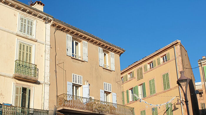 Appartement à vendre - Le Luc - 2 pièces - 1 chambre