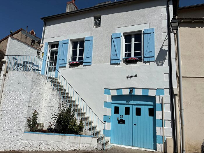 Brigueil-le-Chantre - Maison 7 pièces à vendre