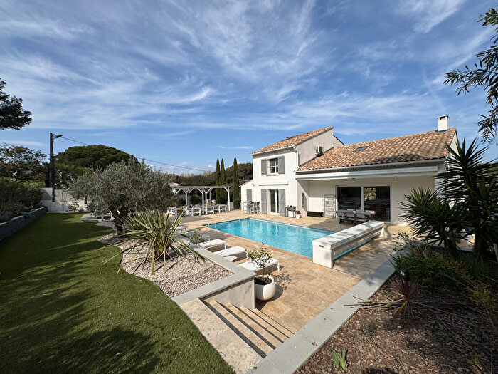 Maison à vendre - Six-Fours-les-Plages, Font de Fillol, Rayolet, Le Brusc - 5 pièces - 4 chambres