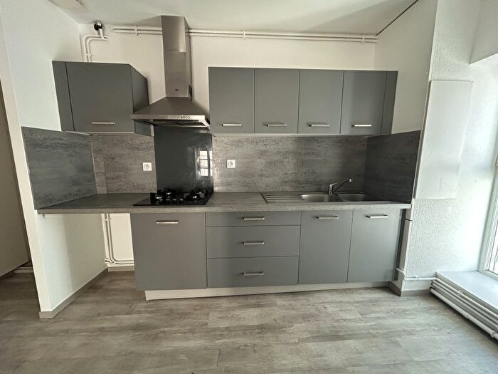 Montbrison, Centre-ville - Appartement 2 pièces à louer