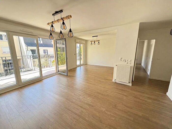 Le Centre, Le Plessis-Trévise - Appartement 4 pièces à louer