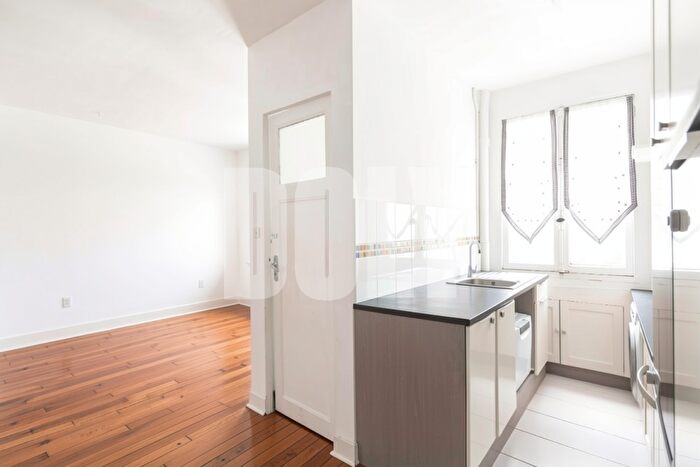 Appartement à vendre - Paris e , Télégraphe, Pelleport, Saint-Fargeau - 2 pièces - 1 chambre