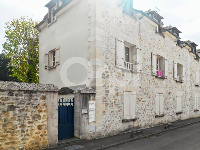 Appartement à louer - Centre Ville, Senlis - 1 pièce