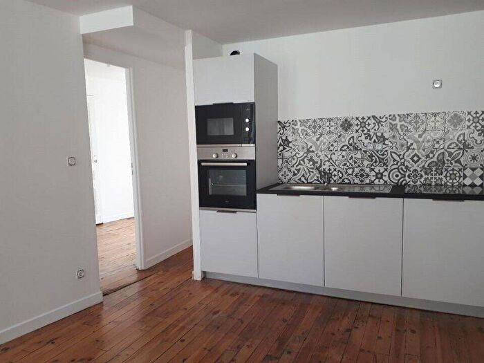 Colline des Pères-Tardy, Saint-Étienne - Appartement 3 pièces à louer