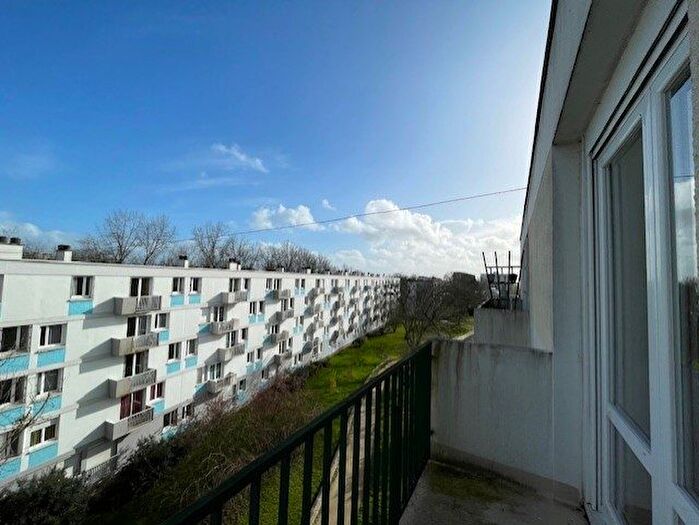 Appartement à vendre - Quartiers Nord-Ouest, Villejean - 4 pièces - 3 chambres