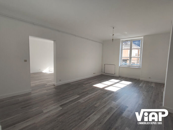 Appartement à louer - Limoges, Centre-ville, Hôtel de Ville, Emailleurs - 3 pièces - 2 chambres