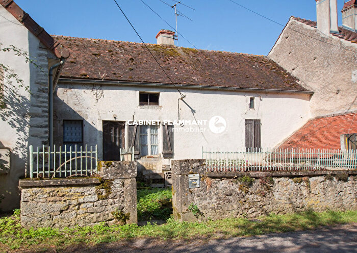 Maison à vendre - Semur-en-Auxois - 3 pièces - 1 chambre