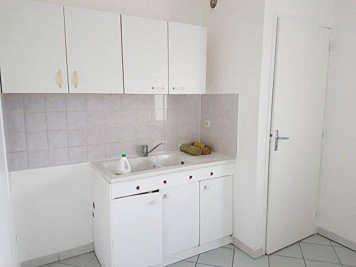 Villemandeur : Appartement 3 pièces à louer