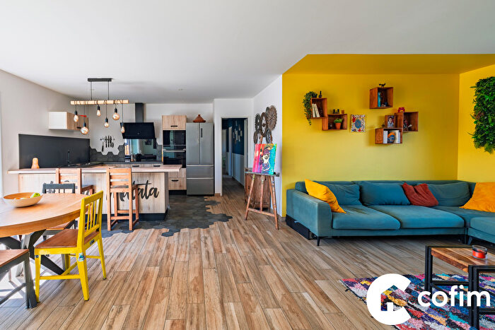 Maison à vendre - Saint-Martin-de-Hinx - 6 pièces - 4 chambres