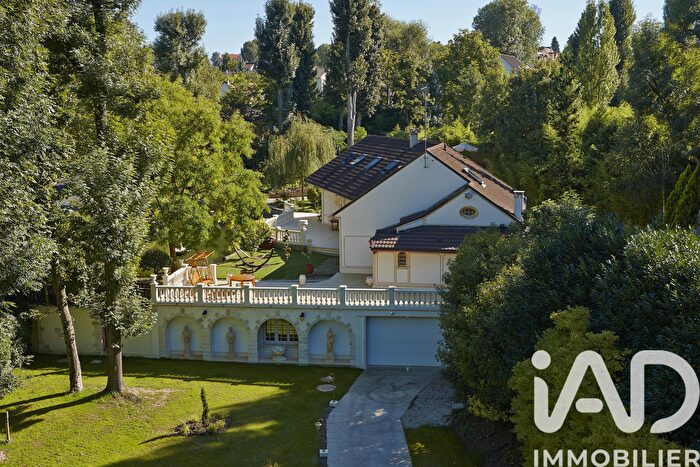 Maison à vendre - Quincy-Voisins - 10 pièces - 4 chambres