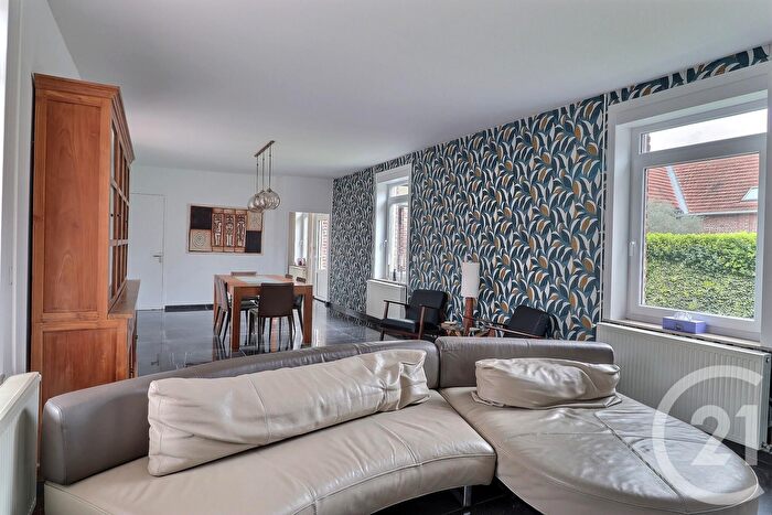 Radinghem-en-Weppes : Maison 9 pièces à vendre