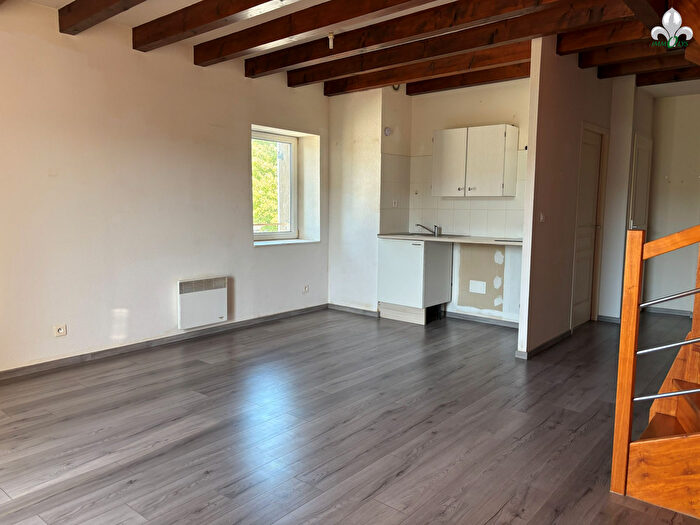 Velars-sur-Ouche : Appartement 3 pièces à vendre