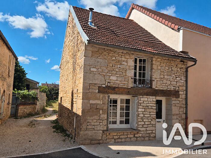Cry : Maison 2 pièces à vendre