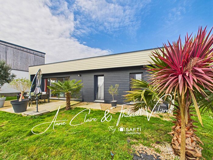 Maison à vendre - Saint-Martin-des-Champs - 7 pièces - 4 chambres