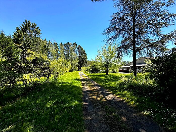 Maison à vendre - Lauzun - 5 pièces - 3 chambres