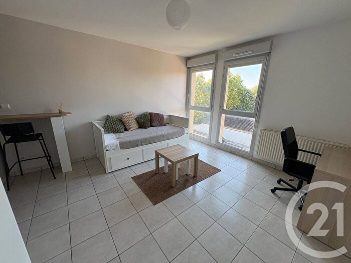 Appartement à louer - Vénissieux - 1 pièce