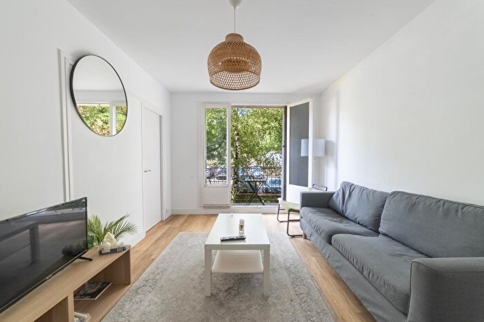 Appartement 4 pièces à Nantes, Longchamp, Rond-Point de Rennes, Perverie, Américains, à louer