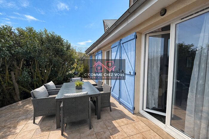 Maison à vendre - Ozoir-la-Ferrière - 8 pièces - 6 chambres