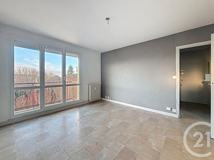 Appartement à louer - Troyes, Trevois, Croncels - 2 pièces - 1 chambre