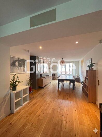Appartement 3 pièces à Croix Rousse Centre, Lyon 4ème arrondissement, à louer
