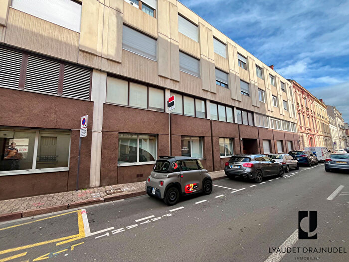 Appartement à vendre - Roanne, Centre-ville, Varenne - 1 pièce - 1 chambre