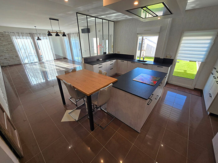 Maison à vendre - Saint-André-les-Vergers - 4 pièces - 3 chambres