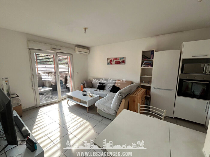 Appartement à vendre - Cogolin, Centre-ville, Subeiran, Pas de Grimaud - 2 pièces - 1 chambre