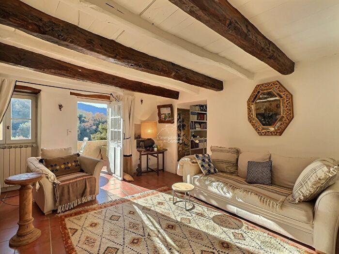 Maison à vendre - Le Vigan - 8 pièces - 5 chambres