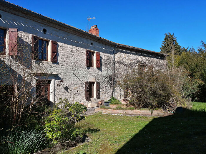 Maison à vendre - Frausseilles - 8 pièces - 3 chambres