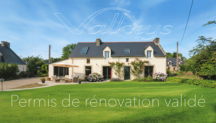 Moëlan-sur-Mer : Maison 5 pièces à vendre