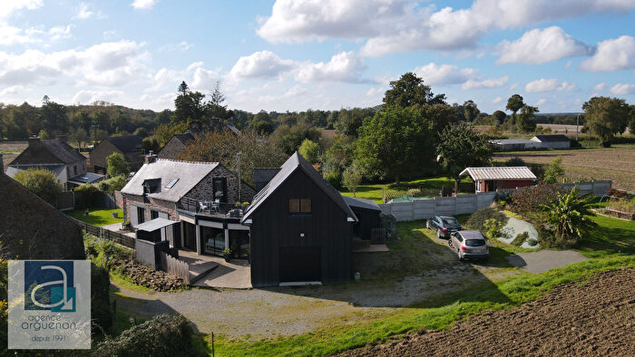 Maison à vendre - Pleudihen-sur-Rance - 5 pièces - 3 chambres
