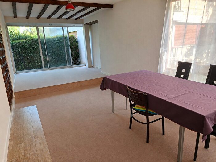 Appartement 5 pièces à Fontenay-le-Fleury, à vendre