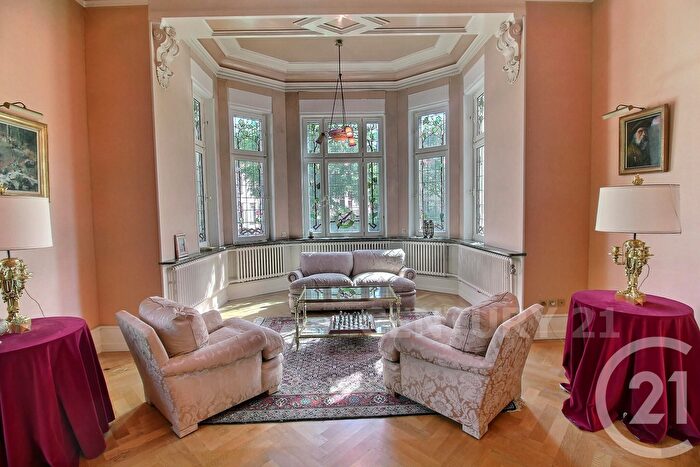 Maison à vendre - Saint-Avold, Centre-ville, Felsberg, Route de DourdHal - 8 pièces - 4 chambres