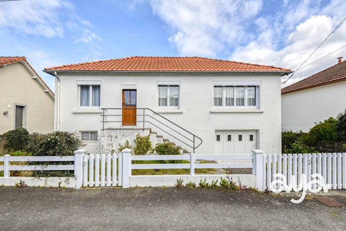 Maison à vendre - Orvault, Bois-Saint-Louis, Plaisance, Ferrière, Val-dOr - 4 pièces - 2 chambres