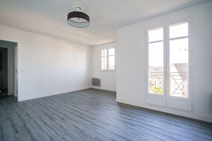La Sourderie-Nord, Montigny-le-Bretonneux - Appartement 3 pièces à louer