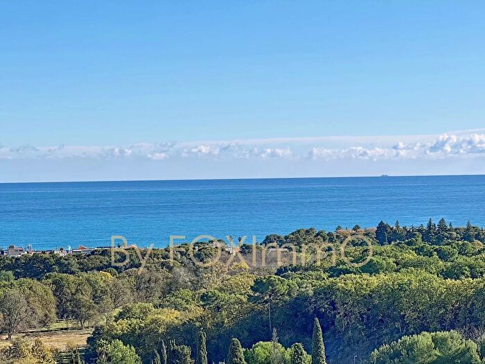 Maison à vendre - Villeneuve-Loubet - 5 pièces - 4 chambres