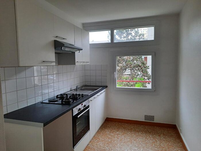 Appartement à louer - Quartiers Nord-Ouest, Villejean - 2 pièces - 1 chambre