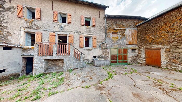Maison 5 pièces à vendre à Trémouilles