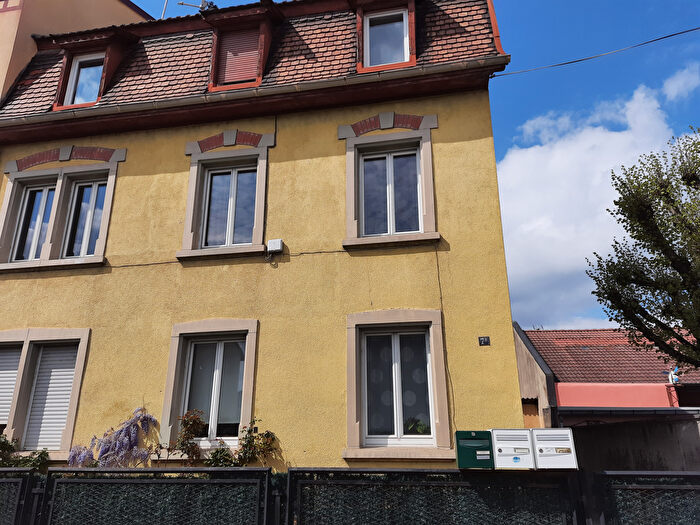 Saint-Louis, Centre-ville : Appartement 3 pièces à louer