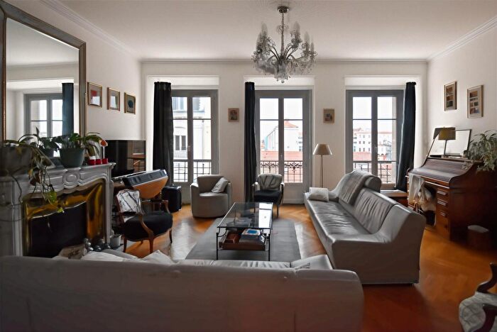 Roanne, Centre-ville, Varenne : Appartement 5 pièces à vendre