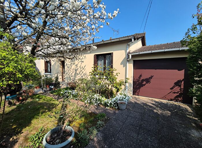 Maison 4 pièces à Noisy-le-Grand, Centre-ville, à vendre