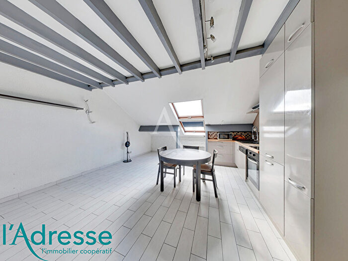 Appartement 3 pièces à Noisy-le-Grand, Centre-ville, à vendre