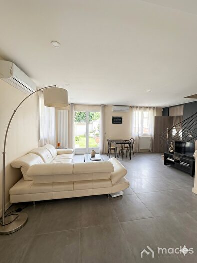 Maison 6 pièces à vendre à Villiers-le-Bel, Village, Val Roger