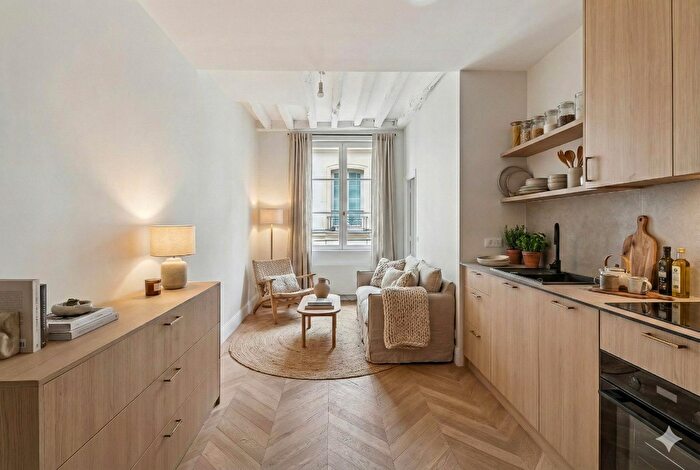 Appartement à vendre - Paris e , Enfants Rouges, Bretagne - 2 pièces - 1 chambre