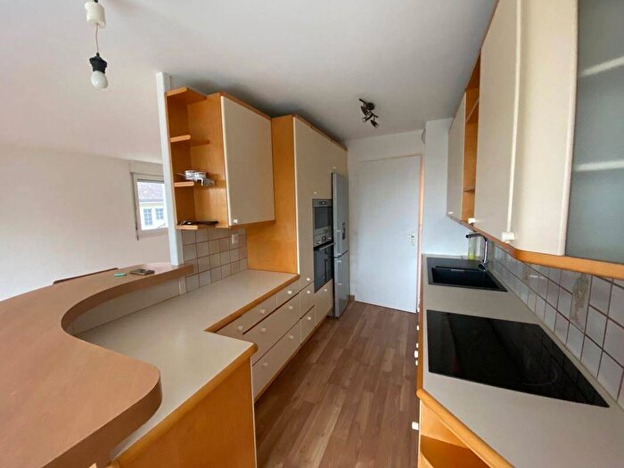 Appartement à louer - Ouest, Ville-la-Grand - 4 pièces - 3 chambres