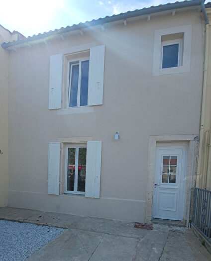Maison à vendre - Tonnay-Charente - 4 pièces - 3 chambres