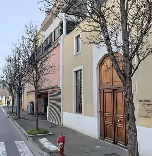Appartement 2 pièces à Aubagne, Centre-ville, Beaumond, à vendre