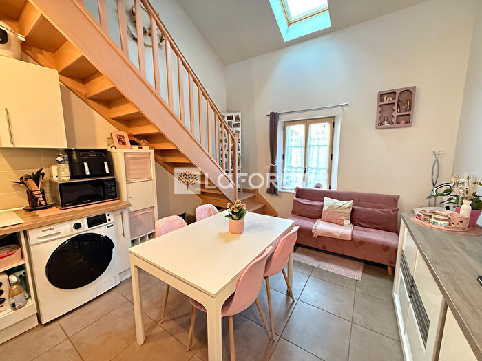 Fontenay-en-Parisis - Maison 1 pièce à louer